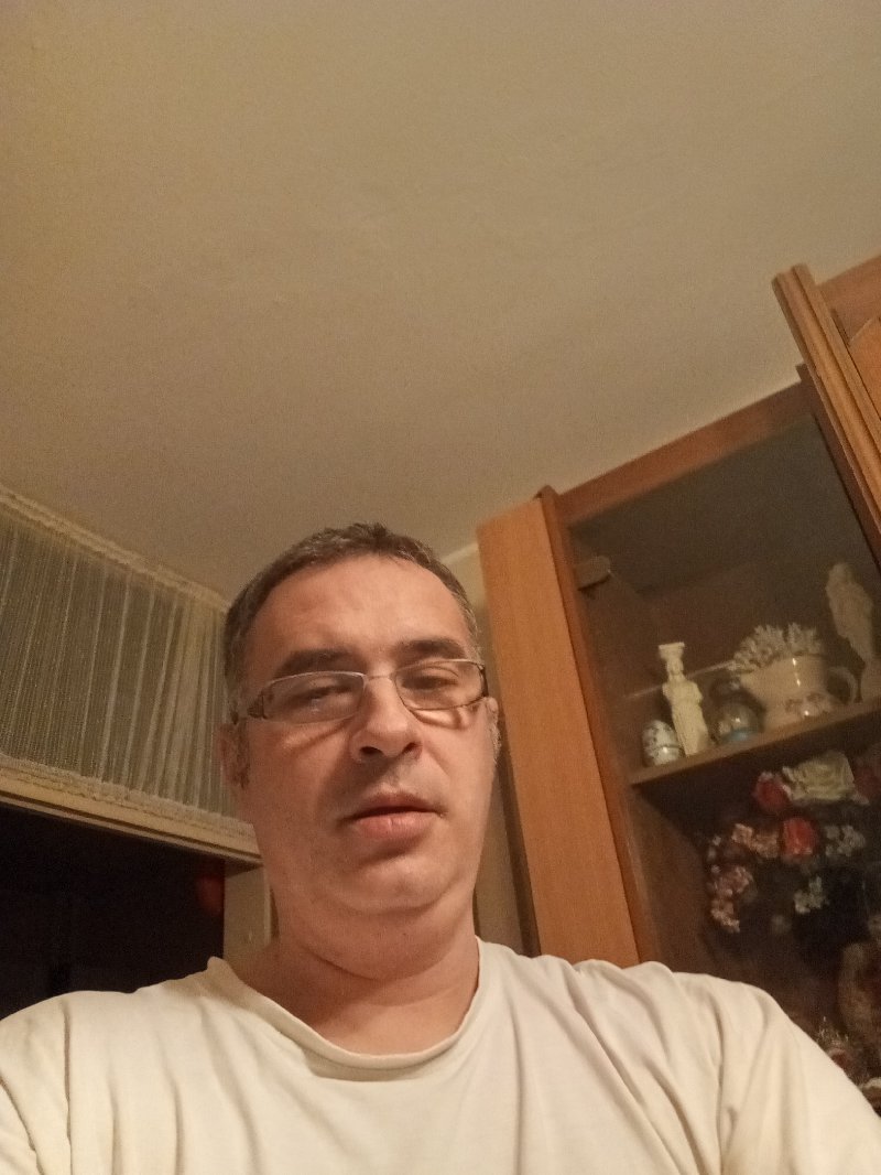 Trazim skromnu devojku bez dece radi braka