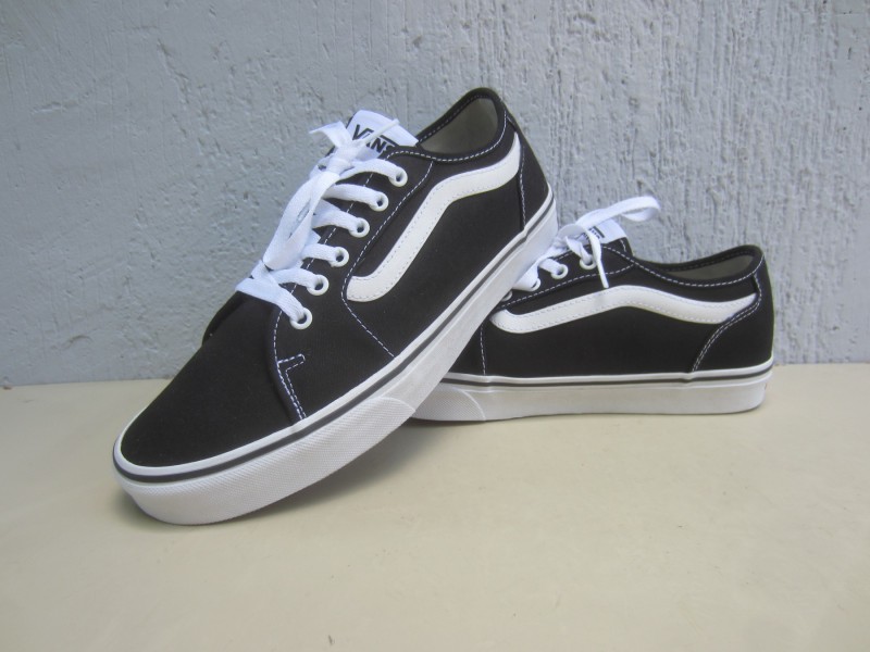 VANS muske patike 44-NOVE