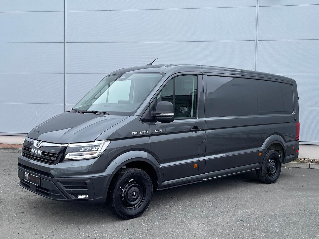MAN TGE 3.180 L3H2 Kasten 4x4 AUTOM ACC STANDH SITZH minibus furgon