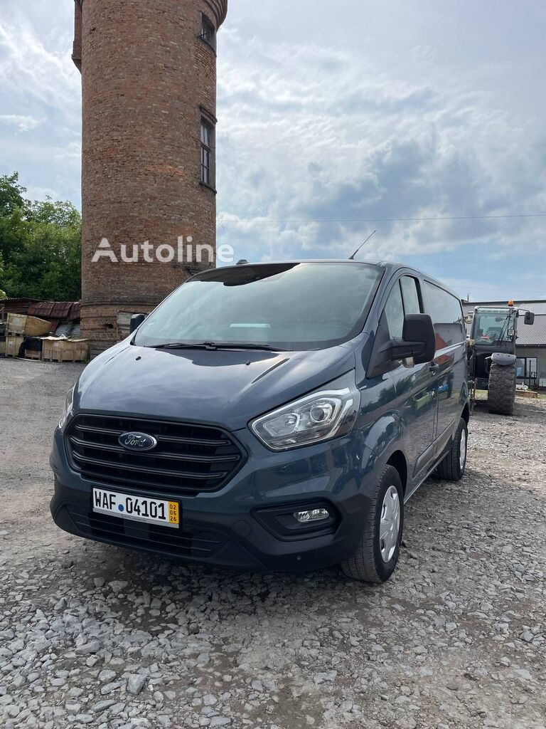 Ford Transit Custom minibus furgon