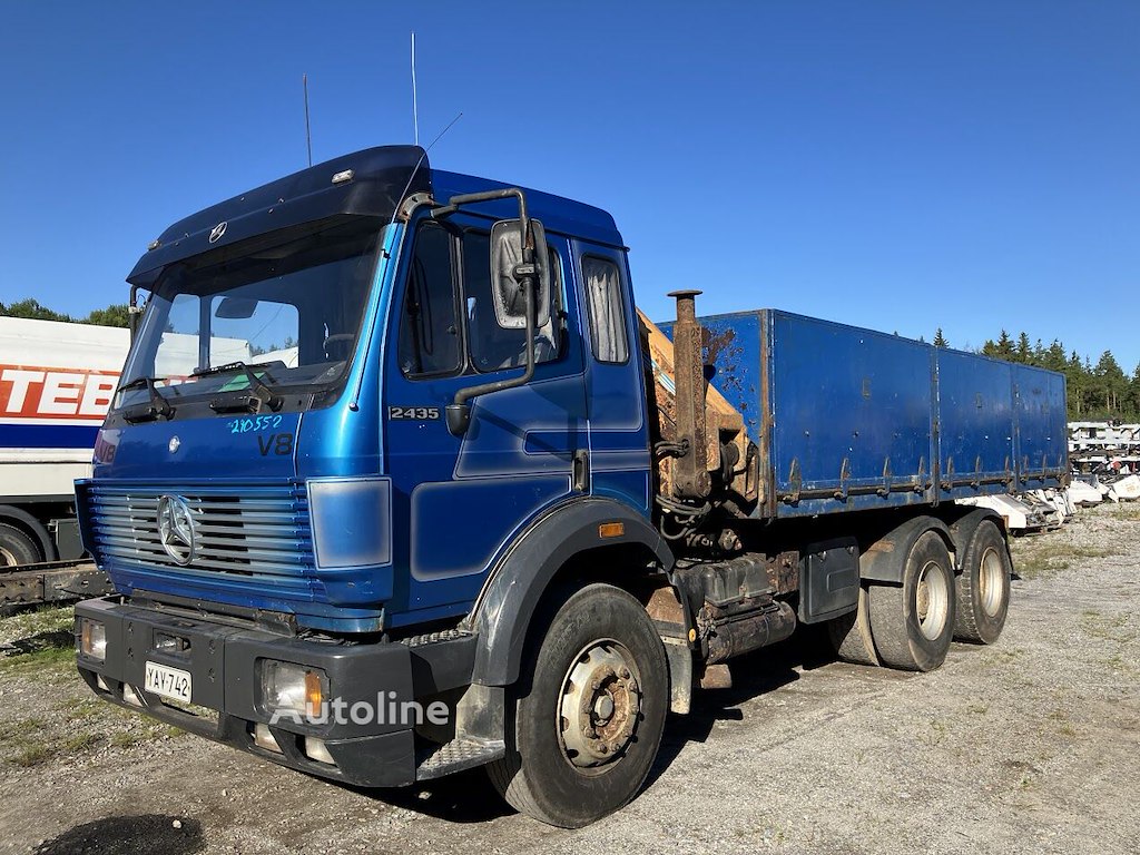 Mercedes-Benz 2435-NT8 kamion s ravnom platformom