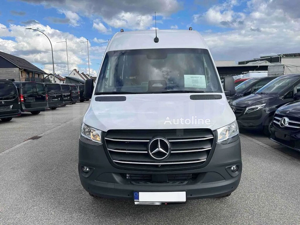 Mercedes-Benz Sprinter putnički minibus