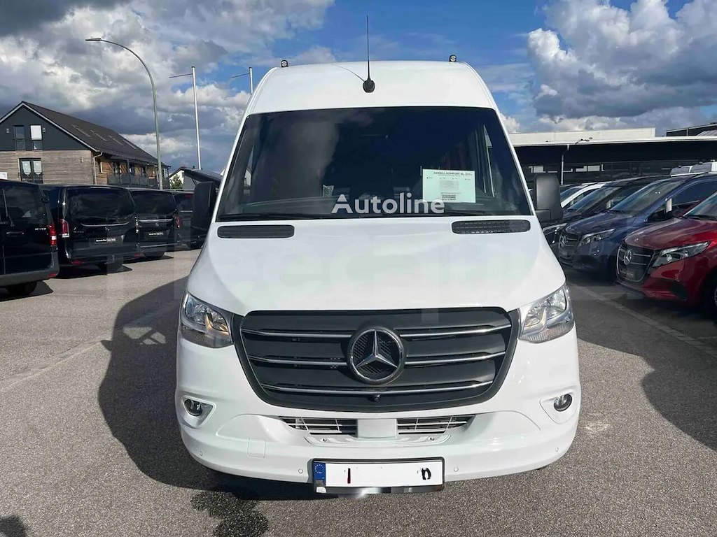 Mercedes-Benz Sprinter putnički minibus