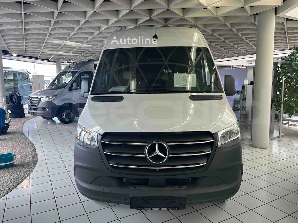 Mercedes-Benz Sprinter putnički minibus