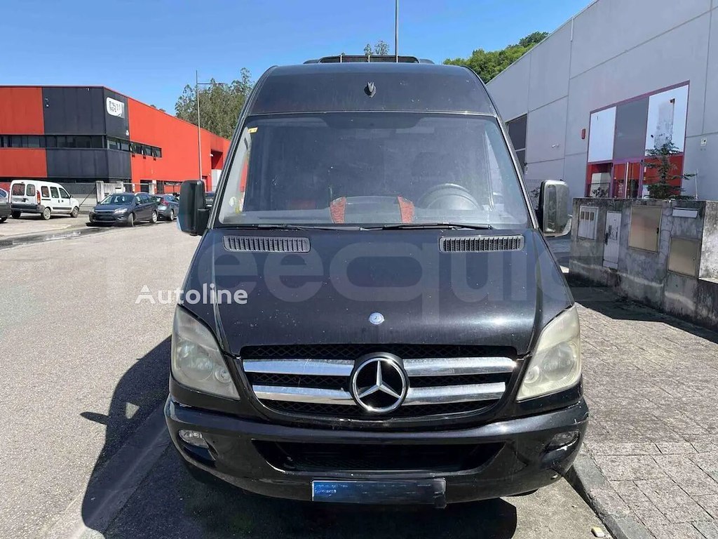 Mercedes-Benz Sprinter putnički minibus