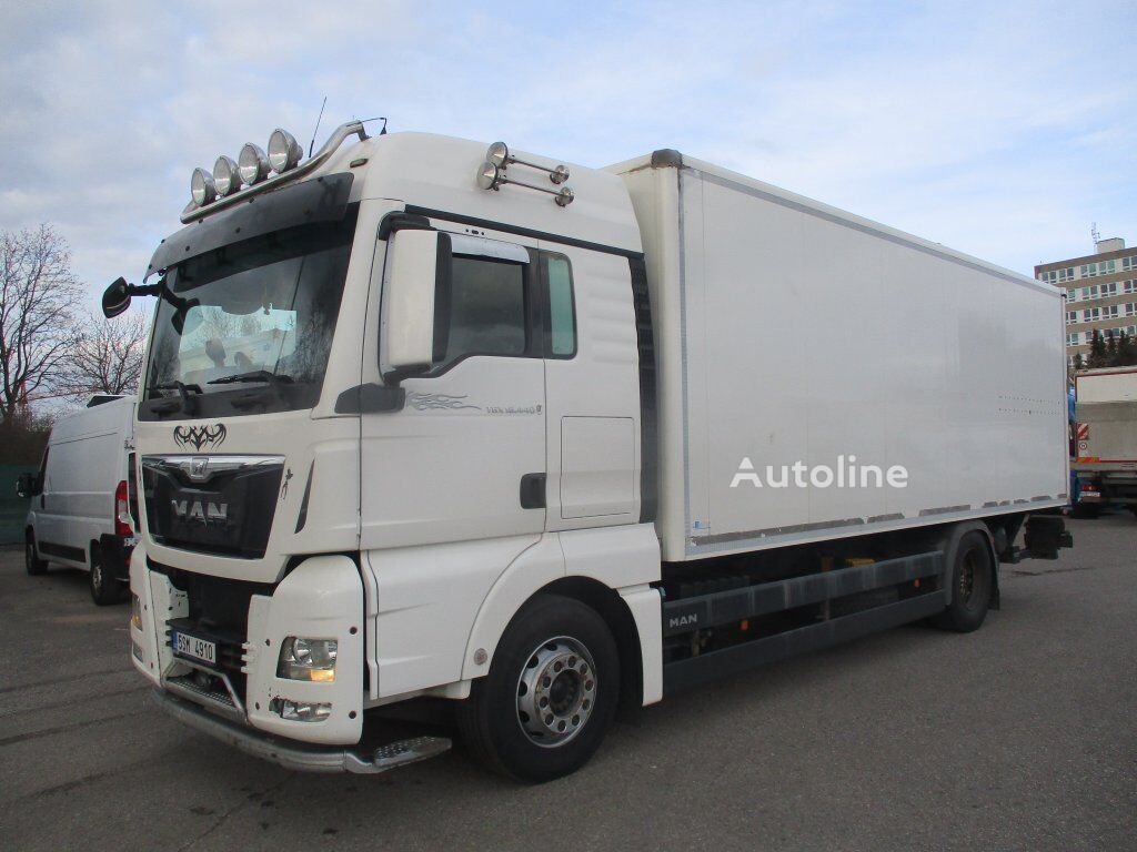 MAN TGX 18.440 18 palet + HČ kamion furgon