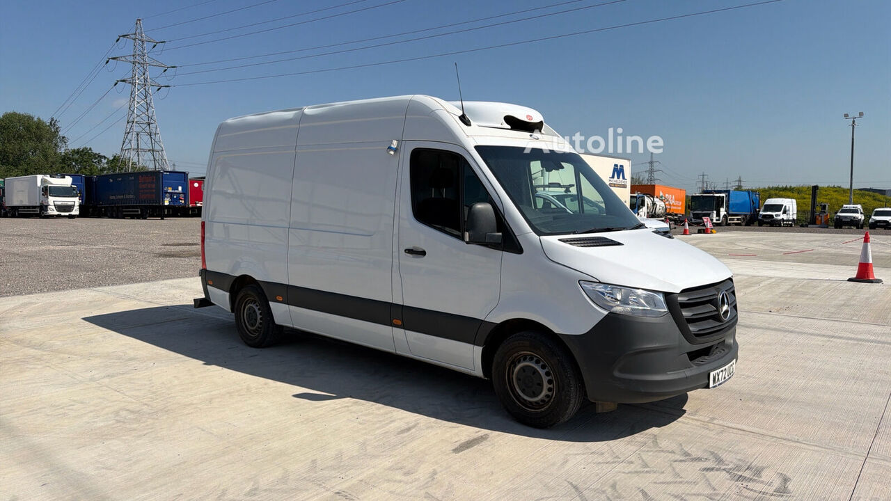 Prodaje se Mercedes-Benz SPRINTER 315 minibus hladnjača na aukciji