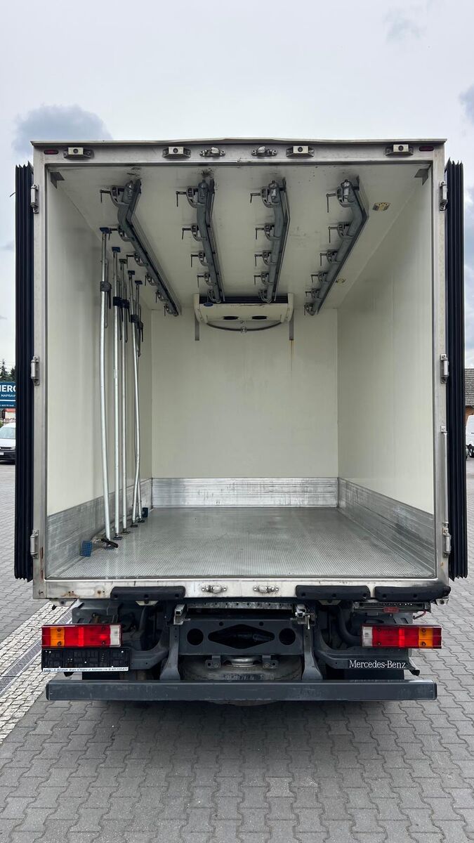 Mercedes-Benz ATEGO 813 REFR0IGERATOR BODY KÜHLKOFFER ROHRBAHNEN kamion hladnjača