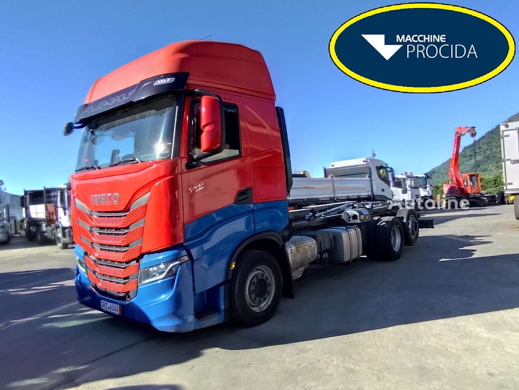 IVECO S-Way 260S48 kamion rol kiper