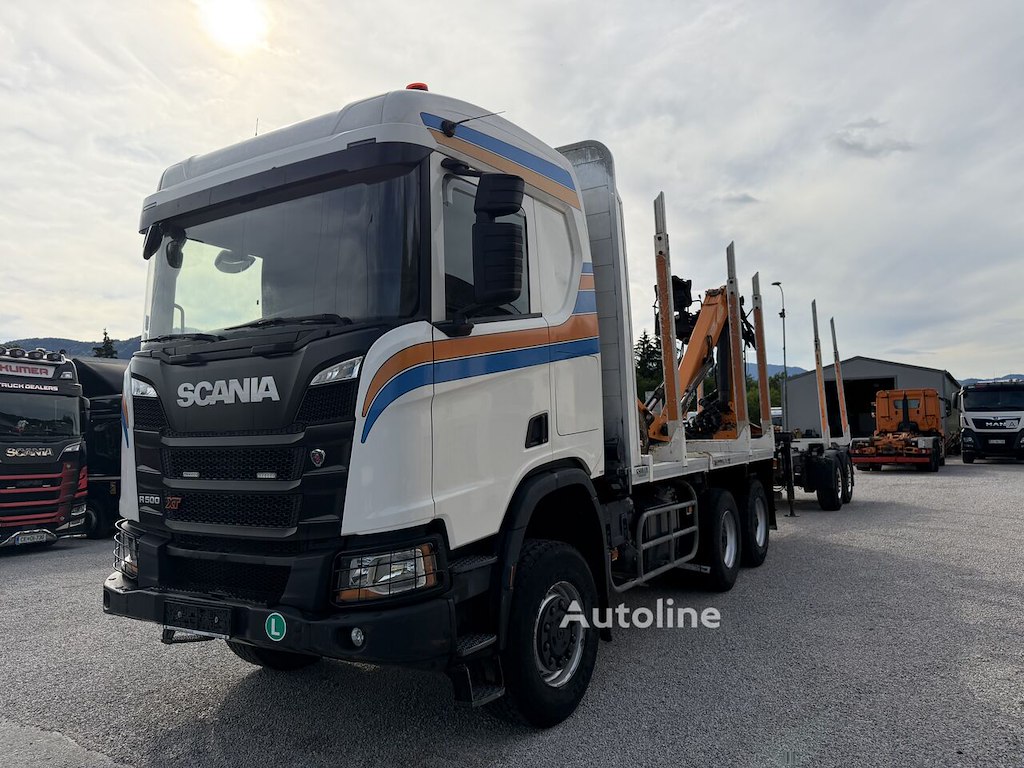 Scania R500 XT 6x6 Retarder kamion za prevoz drva + šumarska prikolica