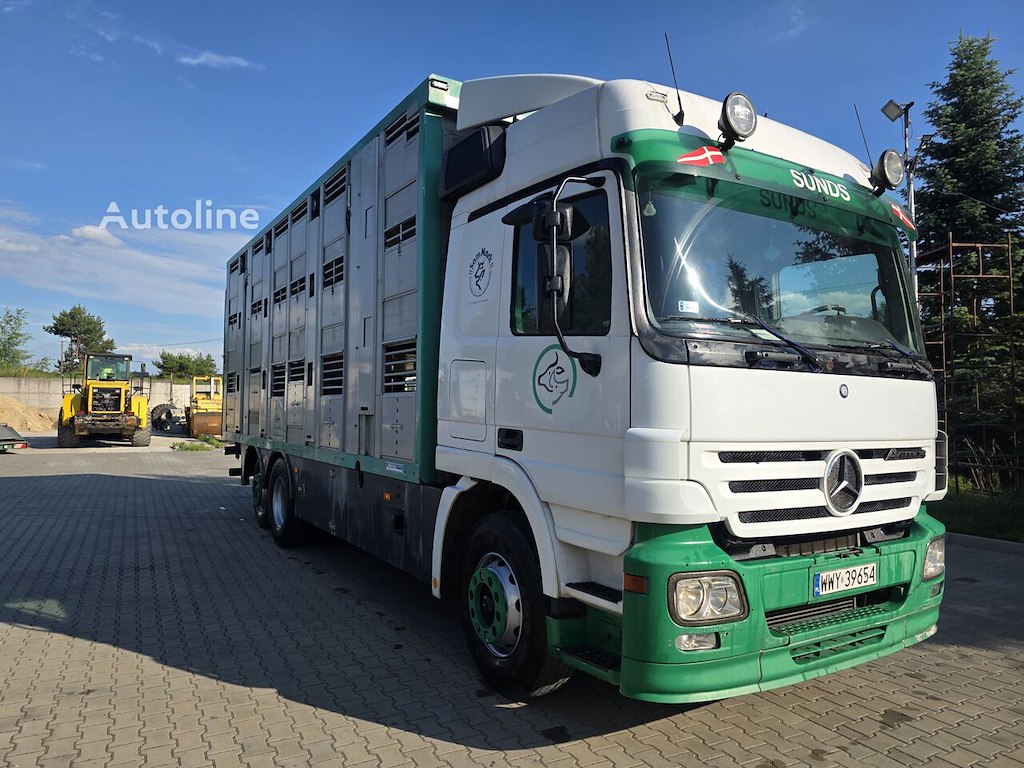 Mercedes-Benz Actros 2541 kamion za prevoz stoke