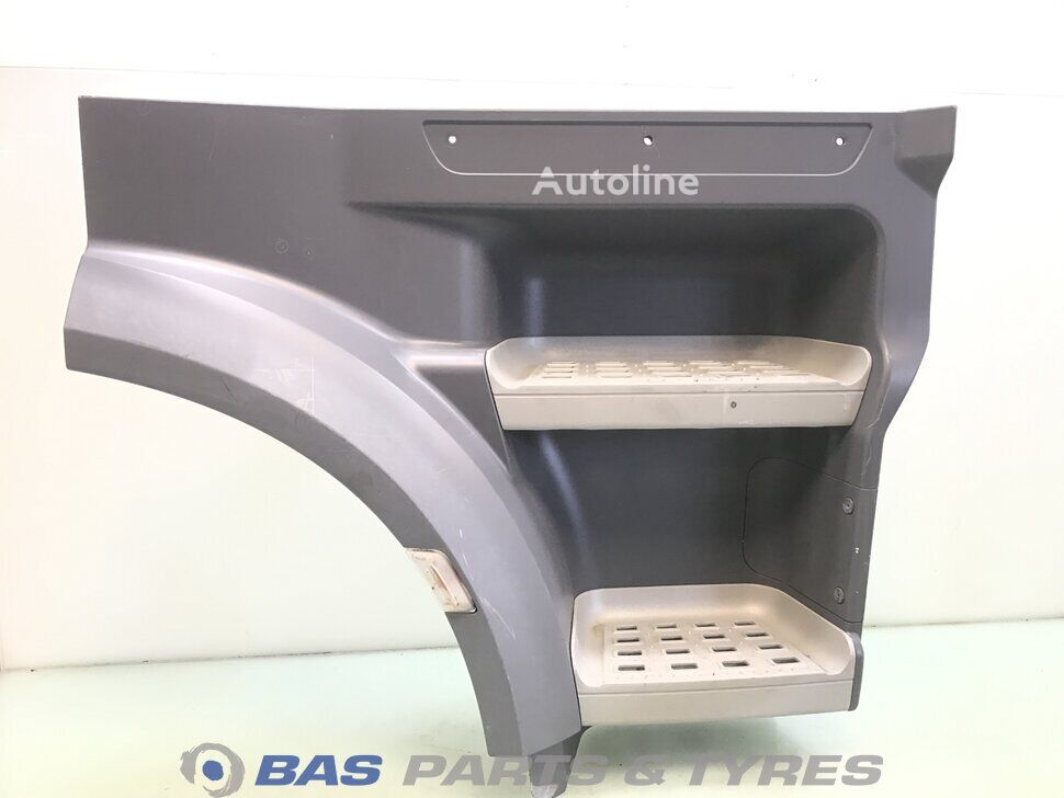 DAF XF106 Foot step Right 1835024 bočna stepenica za DAF XF106 kamiona