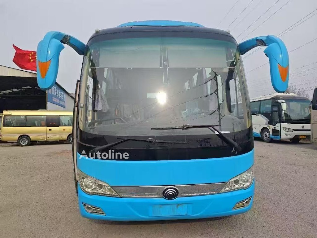 Yutong ZK 6715 turistički autobus