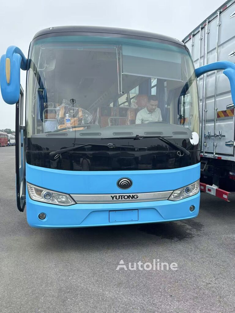 Yutong ZK6125 turistički autobus