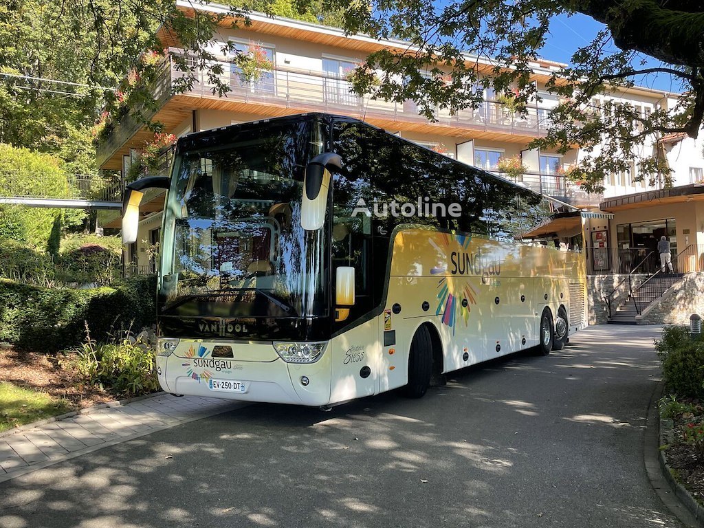 Van Hool Astron turistički autobus