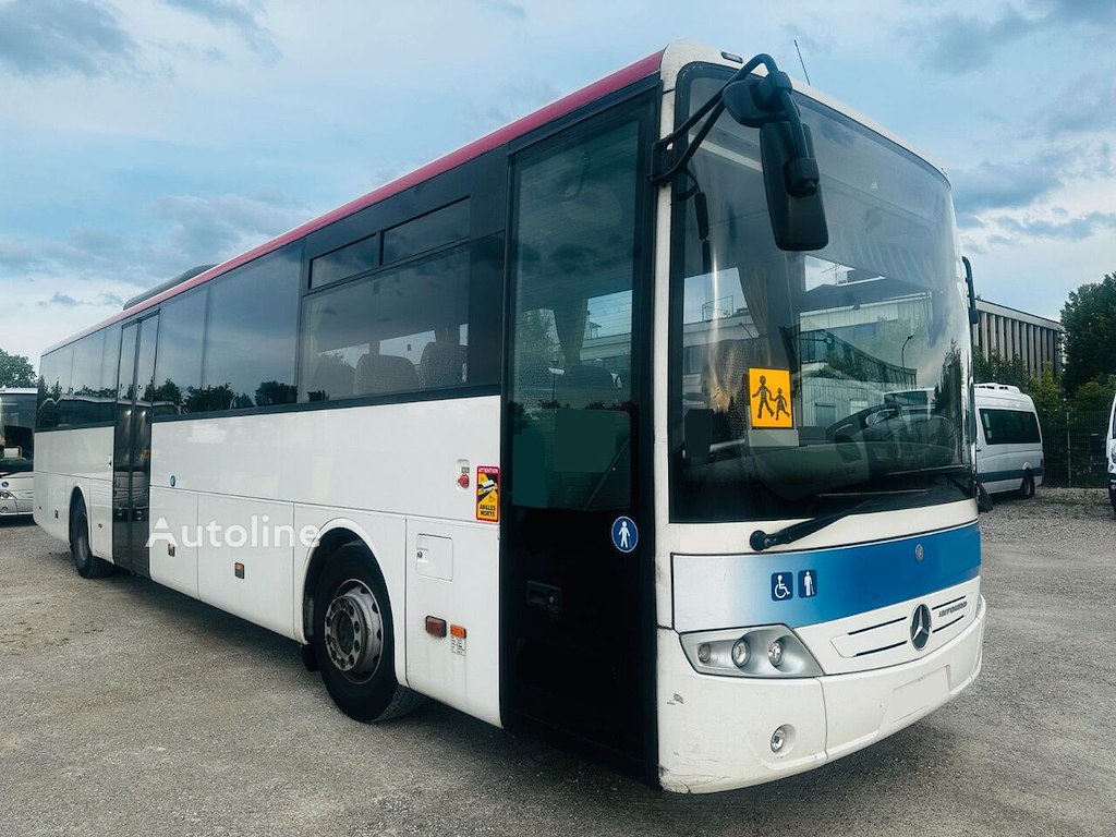 Mercedes-Benz Intouro ME O 560 prigradski autobus