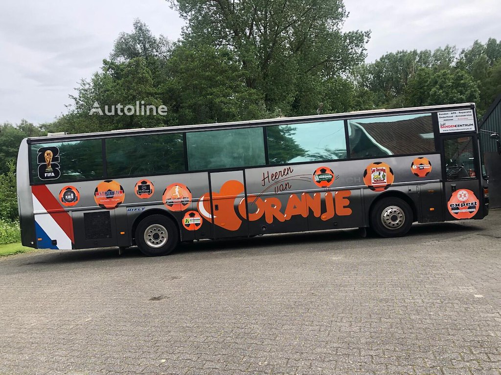 Van Hool 815 autobus s restoranom