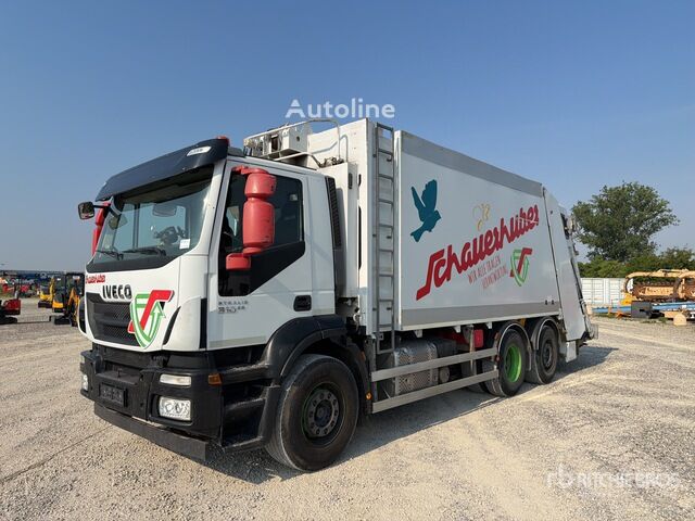 Prodaje se IVECO 2Y3C kamion za smeće na aukciji