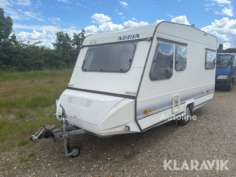 Prodaje se IMV Adria kamp prikolicu na aukciji