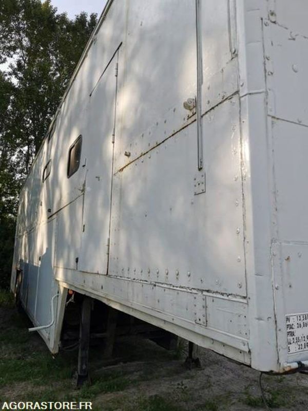 Prodaje se Trouillet kamp prikolicu na aukciji