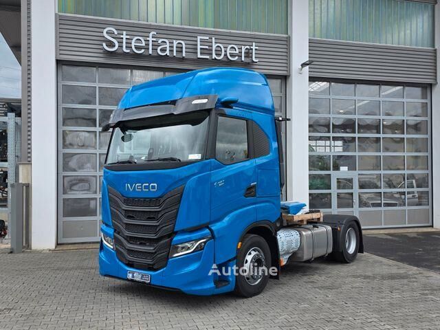 Novi IVECO S-Way AS440S50T/P LED Standklima 2 Stück tegljač