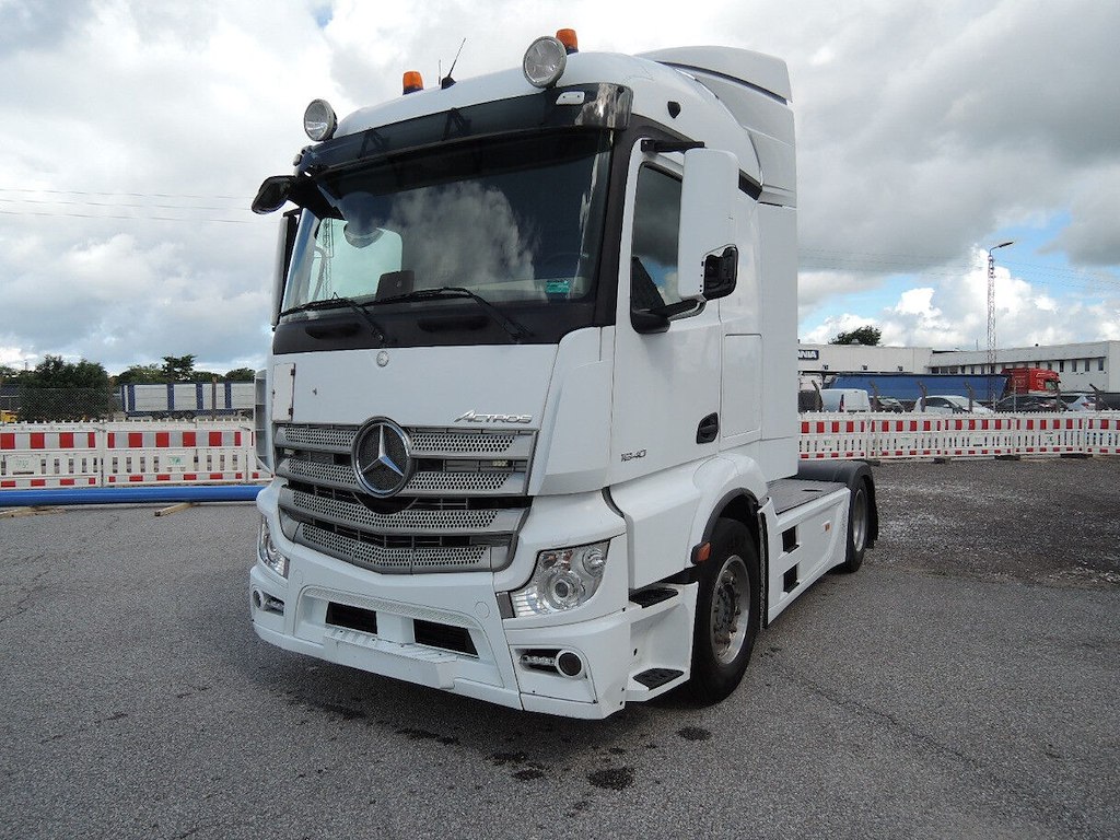 Mercedes-Benz Actros tegljač
