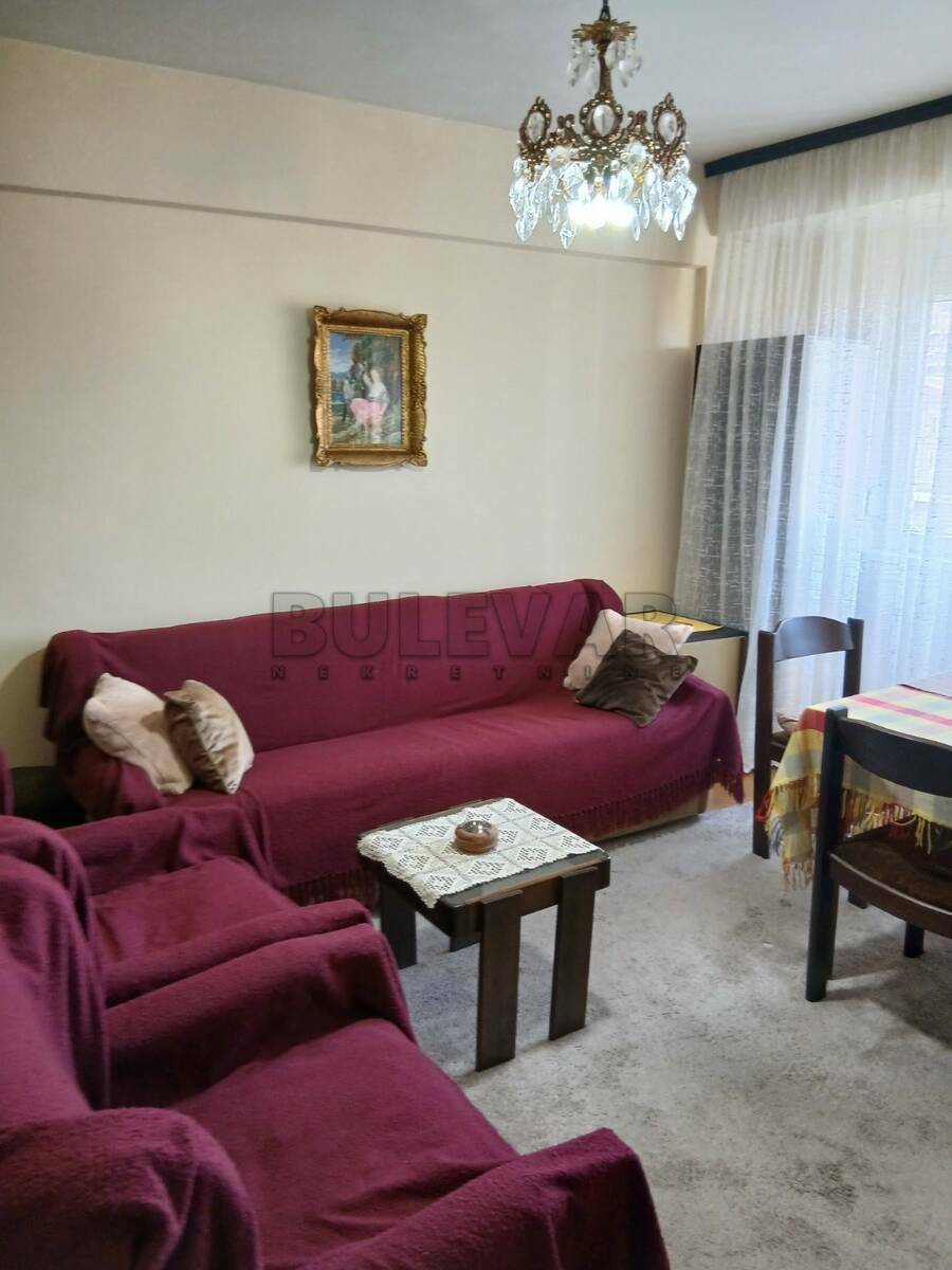 Dvosoban stan, Niš - Obilićev venac | Izdavanje · 43m² · 260€