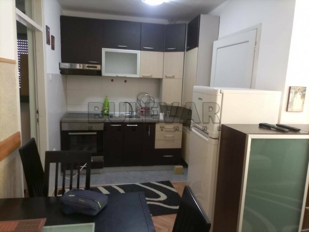 Dvosoban stan, Niš - Durlan | Izdavanje · 47m² · 300€