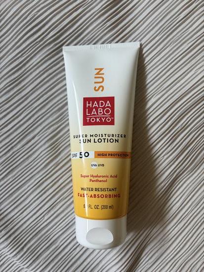Hada Labo spf 50 losion za telo 200ml NOVO