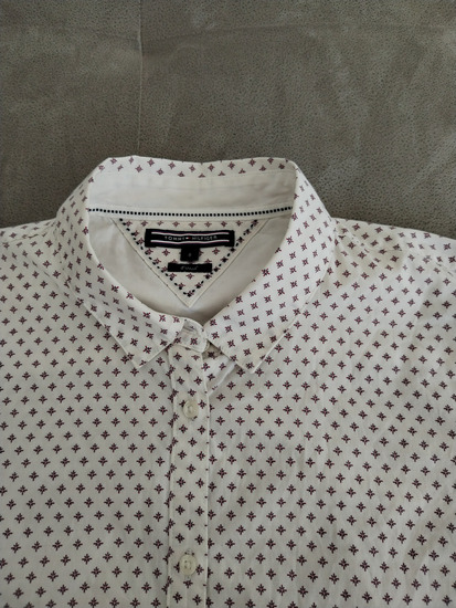Tommy Hilfiger