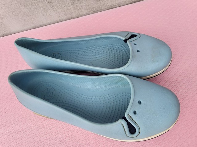 CROCS Baletanke 37-38 un gaz 22cm