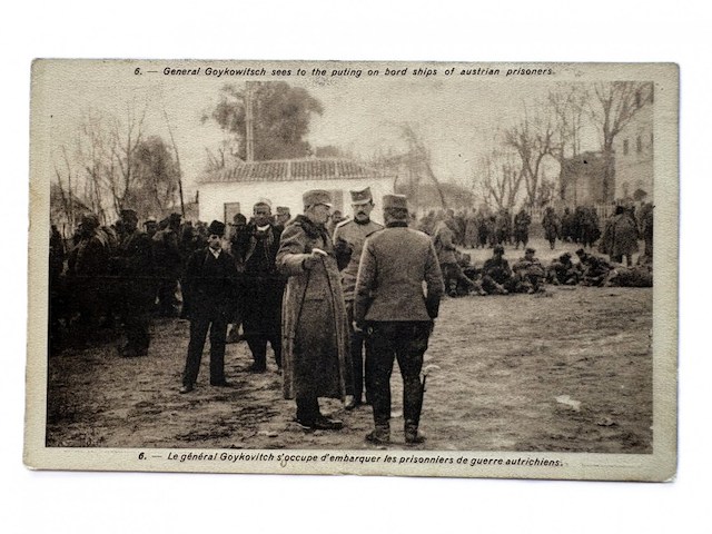 General Gojković i austrijski zarobljenici u Draču 1916