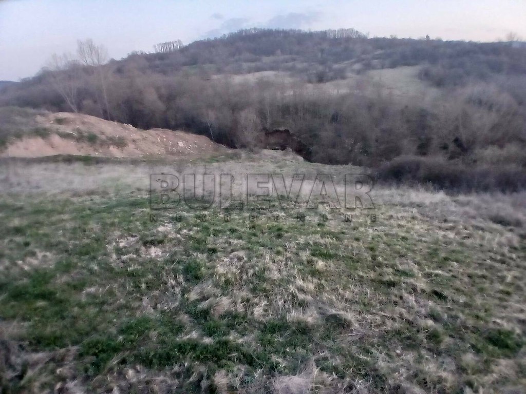 Plac, Niš - Gabrovac | Prodaja · 2732m² · 20.000€