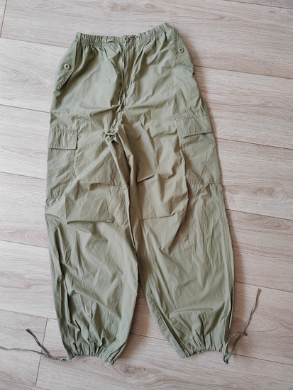 Bershka pantalone