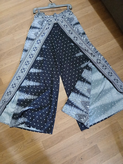 Letnje pantalone L