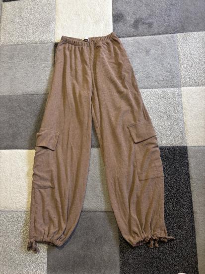 Zara balon pantalone sa uckurom