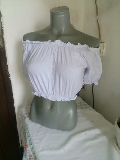 Nova crop bela majica S