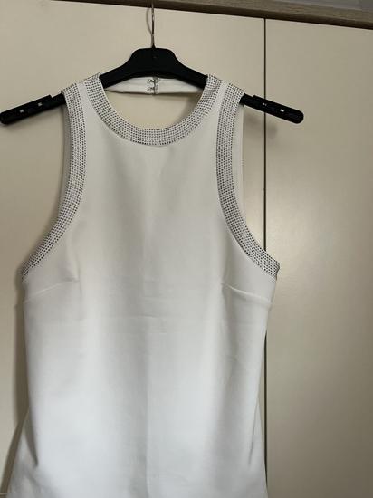 Zara top gola ledja