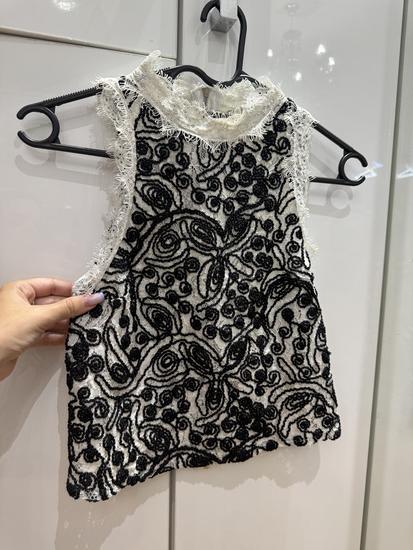 Zara čipkani top – veličina S