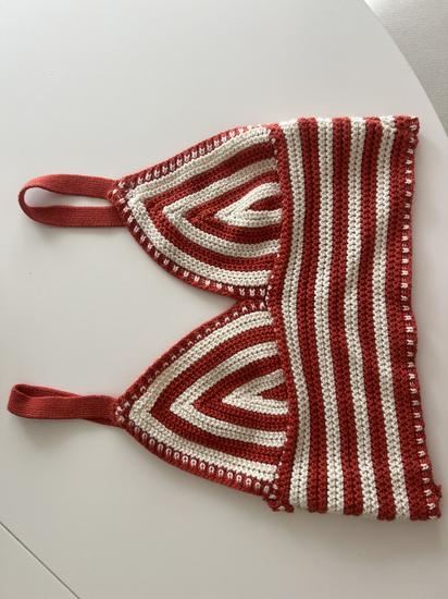 Stradivarius pleteni top