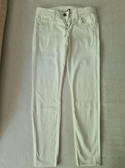 Benetton bele pantalone