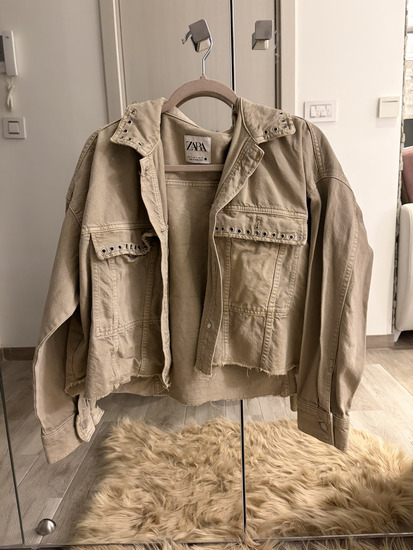 ZARA Oversized jakna sa nitnama S/M snizeno 2000