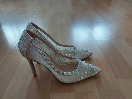 Steve Madden salonke