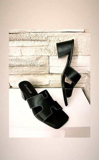 Claudia Donatelli  Fenomenalne papuce 40-26cm