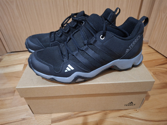 Adidas terrex