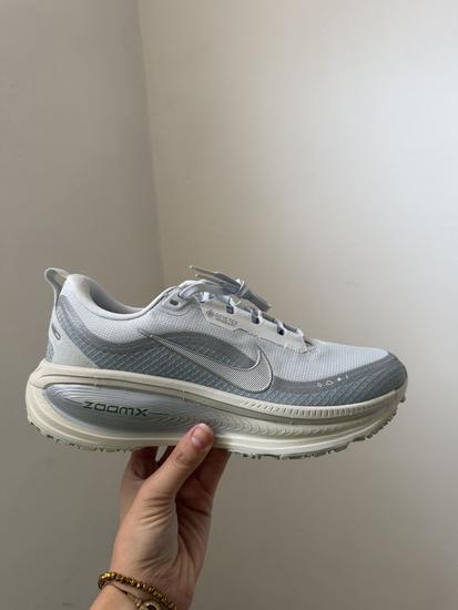 Nike ZoomX NOVE