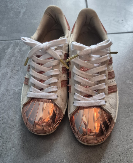 Odlicne ADIDAS superstar retro kozne patike