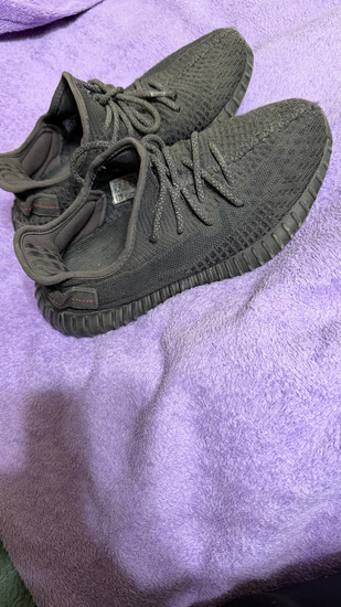 Yeezy patike 41 1/3