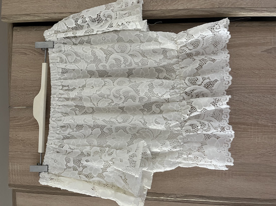 Bluza sa golim ramenima