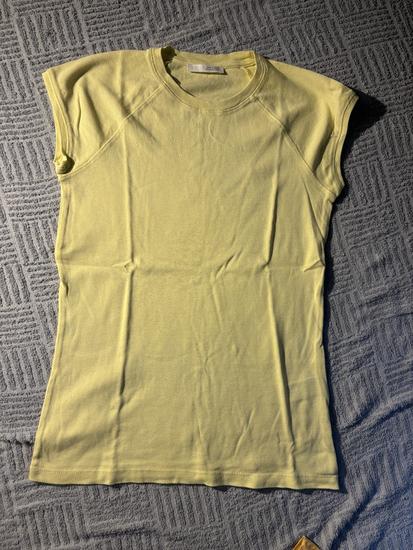 Zara majica nova